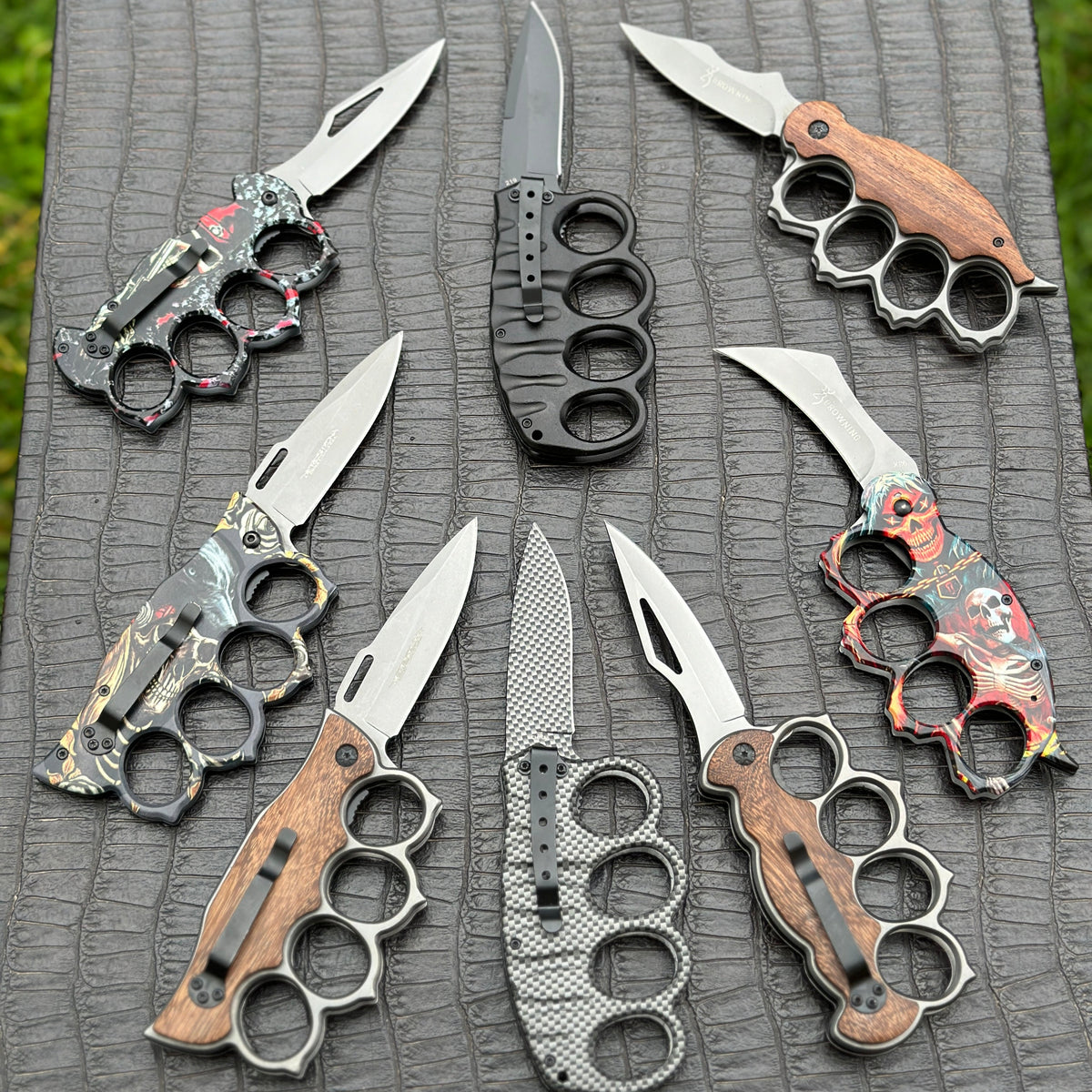 Brass Knuckles With Knife in Lebanon – Kanta Shield