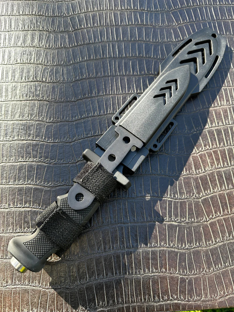 Black Dagger With a Small Knife in Lebanon – Kanta Shield